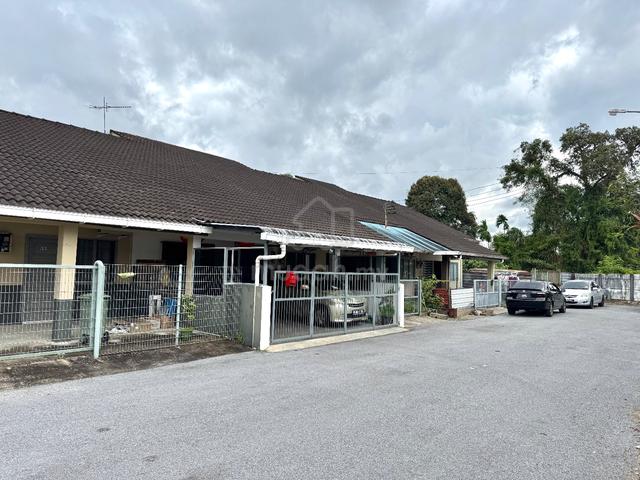 1-storey Terraced House for Sale, 3 Bedroom, 1000 sq.ft, Kuching ...