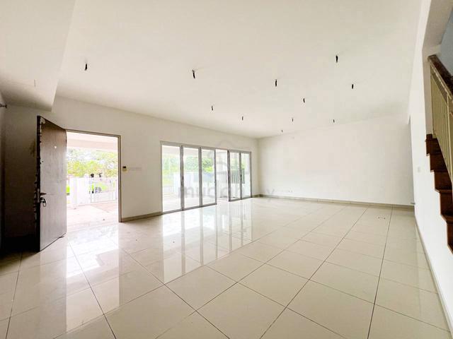 2-storey Terraced House for Sale, 5 Bedroom, 2703 sq.ft, Denai Alam ...