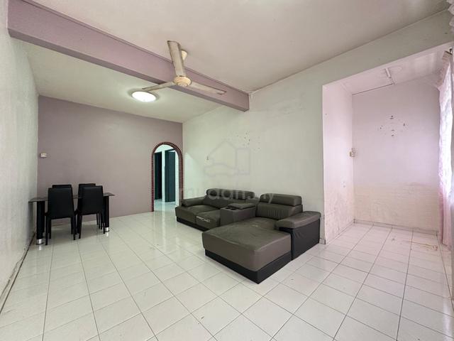 Apartment for Sale, 2 Bedroom, 721 sq.ft, Pangsapuri Taman Cheng Ria ...