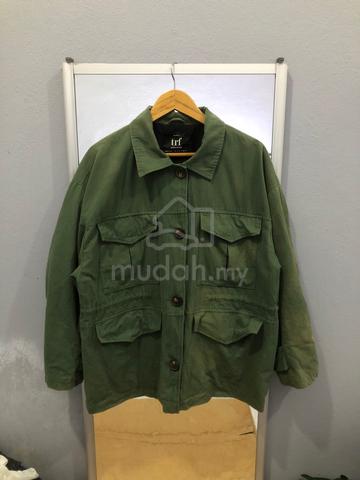 Zara TRF M65 drawstring jacket military - Clothes for sale in Bachok, Kelantan