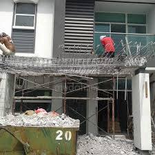 Renovation Siling Bumbug Bocor Tiles Aircond Cat - Services for sale in ...