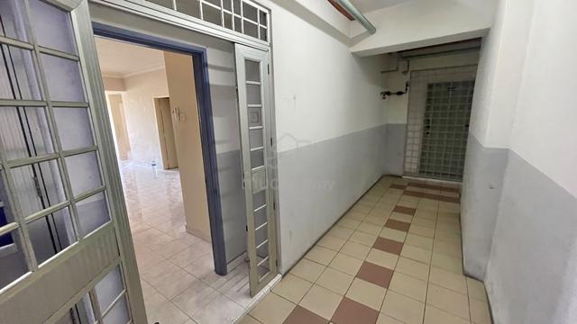 Condominium for Sale, 3 Bedroom, 1010 sq.ft, Menara KLH (Puchong ...