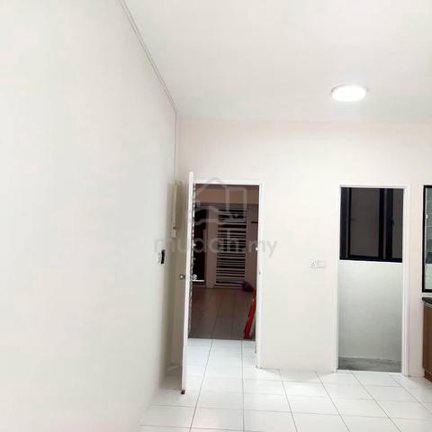 Condominium for Sale, 3 Bedroom, 800 sq.ft, Tri Pinnacle, Tanjong ...