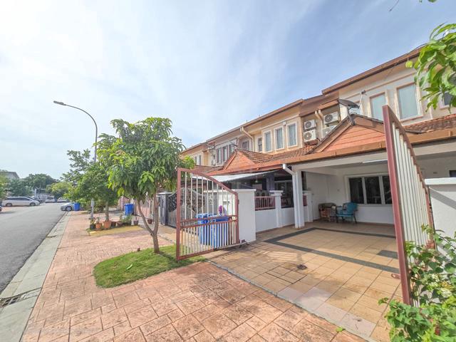 2-storey Terraced House for Sale, 4 Bedroom, 1750 sq.ft, Shah Alam ...