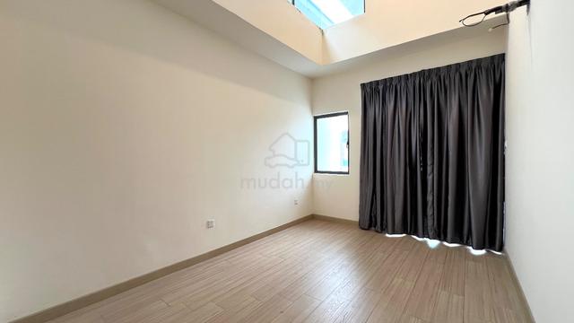 2.5-storey Terraced House for Sale, 4 Bedroom, 3471 sq.ft, Puchong South, Selangor | Mudah.my
