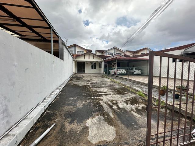 1.5-storey Terraced House for Rent, 3 Bedroom, 2160 sq.ft, Setia Indah ...