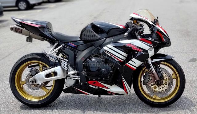 Honda CBR Fireblade 1000RR White WSBK Yoshimura - Motorcycles for sale ...