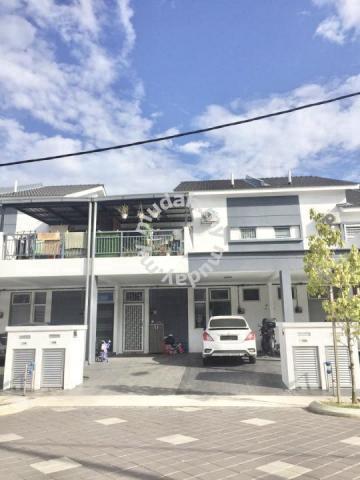 Townhouse for Sale, 3 Bedroom, 1650 sq.ft, Puncak Alam, Selangor | Mudah.my