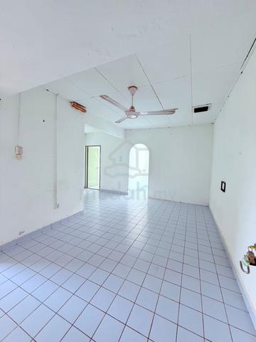 Flat for Sale, 3 Bedroom, 731 sq.ft, Rumah Pangsa Permas Jaya, Permas ...