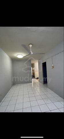 Apartment for Sale, 3 Bedroom, 650 sq.ft, Teratai Apartment (Taman ...