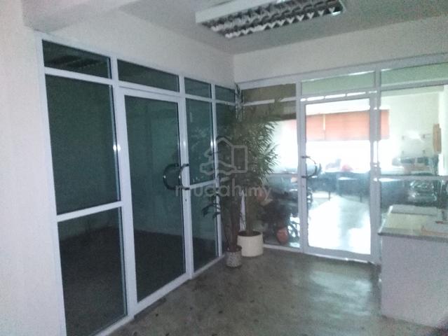 Set partition pintu kaca untuk dijual - Furniture & Decoration for sale ... Set partition pintu kaca untuk dijual - Furniture & Decoration for sale ...
