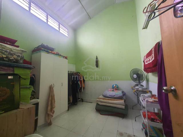 1-storey Terraced House for Sale, 3 Bedroom, 1400 sq.ft, Banting ...