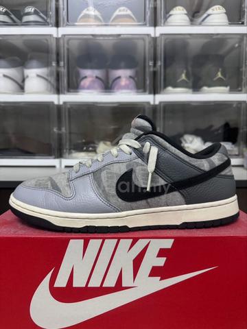 Nike Dunk Low Se Copy Paste - Shoes for sale in Bayan Lepas, Penang