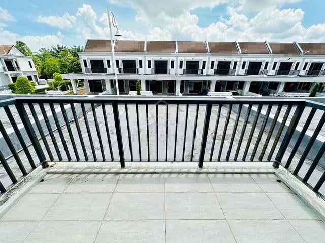 2-storey Terraced House for Sale, 4 Bedroom, 2200 sq.ft, Simpang Ampat ...