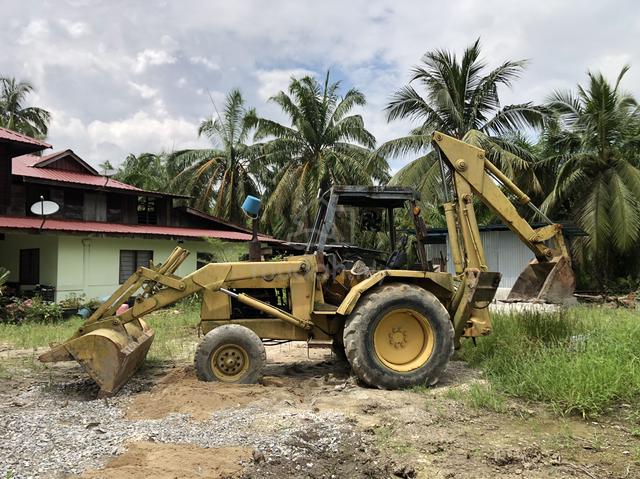 backhoe case 580f - Commercial Vehicle & Boats for sale in Bagan Datoh ...