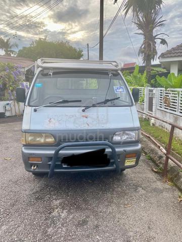 Daihatsu lorry - Commercial Vehicle & Boats for sale in Batu Berendam ...