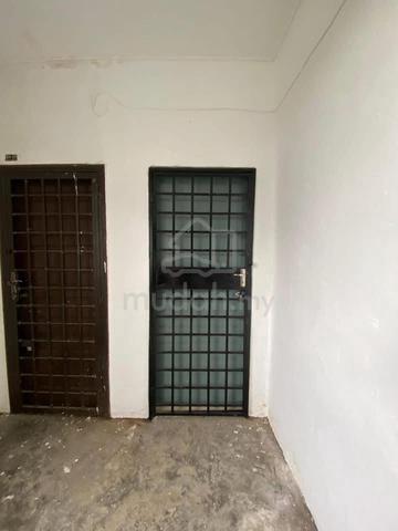 Flat for Sale, 3 Bedroom, 630 sq.ft, Rumah Pangsa Ria, Iskandar Puteri ...