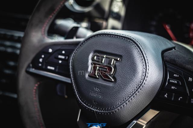 NISSAN GTR r35 ORIGINAL STEERING WHEEL FACELIFT - Car Accessories ...