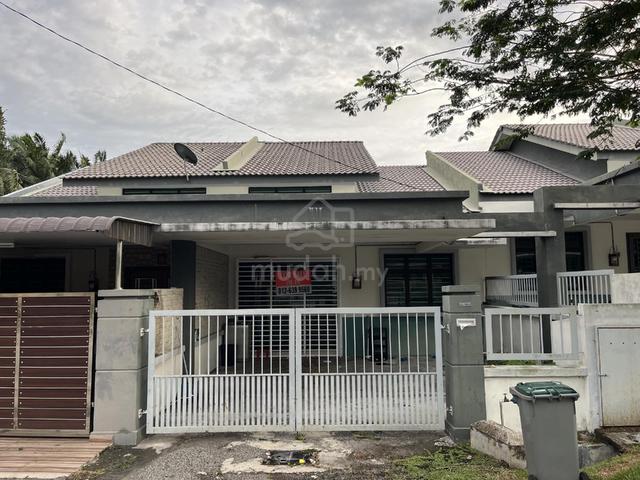 1-storey Terraced House for Sale, 3 Bedroom, 1540 sq.ft, Merlimau ...