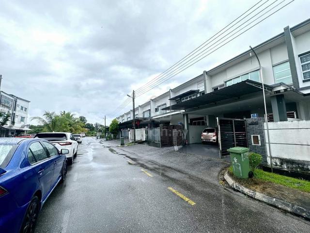 Malihah Jaya Double Storey Terrace For Rent - House for rent in Kuching ...