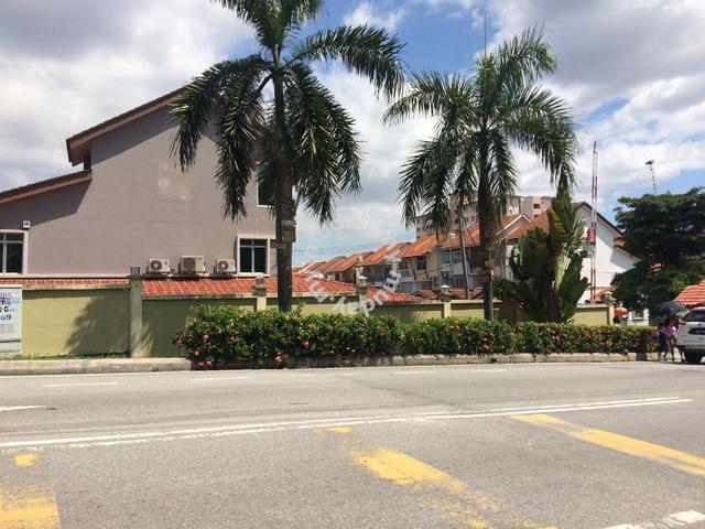 2.5-storey Terraced House for Sale, 5 Bedroom, 1650 sq.ft, Serdang ...