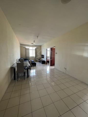 Apartment for Sale, 3 Bedroom, 850 sq.ft, Angkasa Apartment, Kota ...