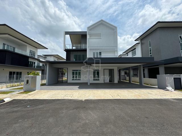 Semi-Detached House for Sale, 6 Bedroom, 4080 sq.ft, Kuching, Sarawak ...