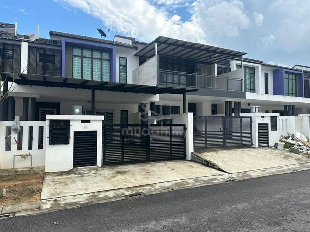2-storey Terraced House for Sale, 4 Bedroom, 1430 sq.ft, Ulu Tiram, Johor | Mudah.my