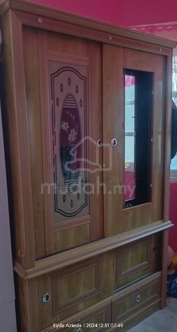 Almari kayu - Furniture & Decoration for sale in Mambang Diawan, Perak