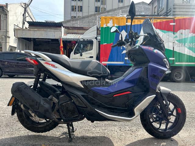 Scooter 22 APRILIA SR GT 200 VESPA GTS ADV LX NMAX - Motorcycles for ...