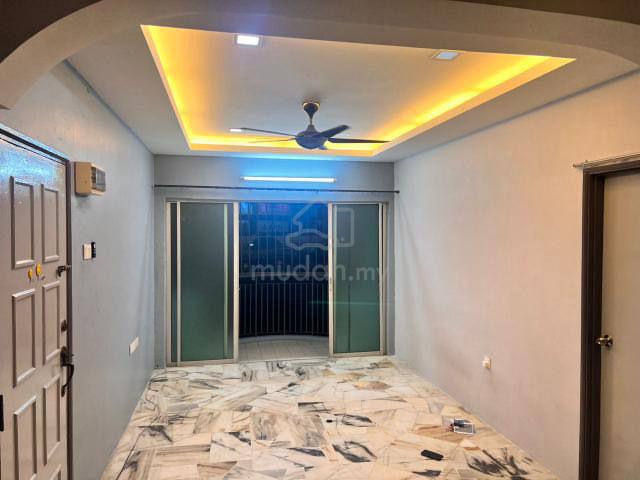 Apartment for Sale, 3 Bedroom, 926 sq.ft, Taman Desa Kempas, Tampoi ...