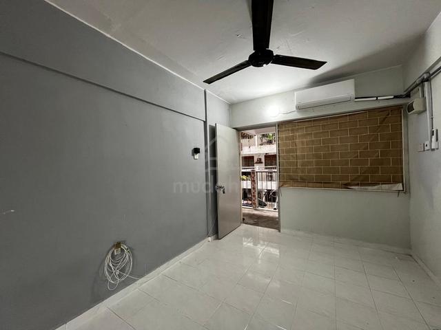 Flat for Rent, 2 Bedroom, 550 sq.ft, Farlim 4E, Ayer Itam, Penang ...