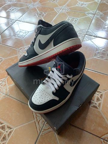 KASUT AIR JORDAN 1 low🔥 - Shoes for sale in Teluk Intan, Perak