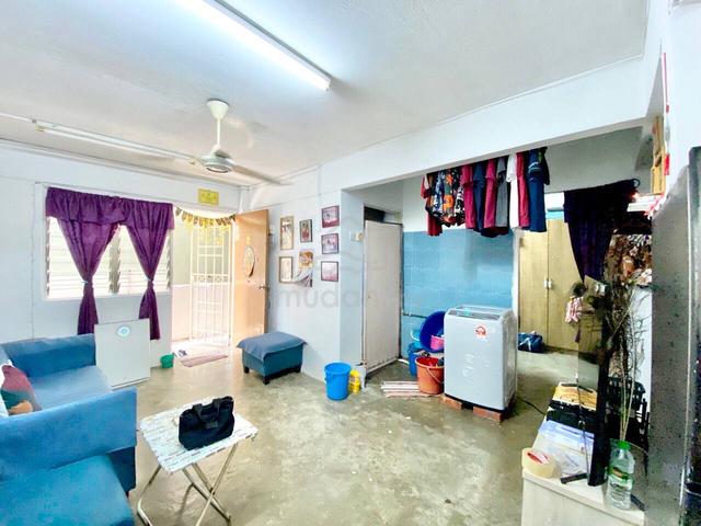 Flat for Sale, 3 Bedroom, 592 sq.ft, Flat Pandan Indah, Pandan Indah ...
