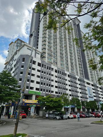Service Residence for Sale, 2 Bedroom, 622 sq.ft, Menara U2, Shah Alam ...