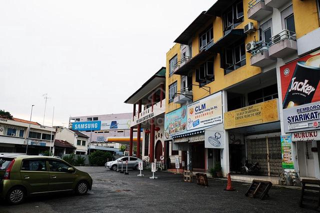 Shop lot for Sale, 2200 sq.ft, Melaka City, Melaka | Mudah.my