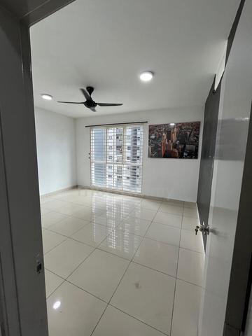 Condominium for Rent, 3 Bedroom, 1230 sq.ft, Bayu Sentul Condominium ...