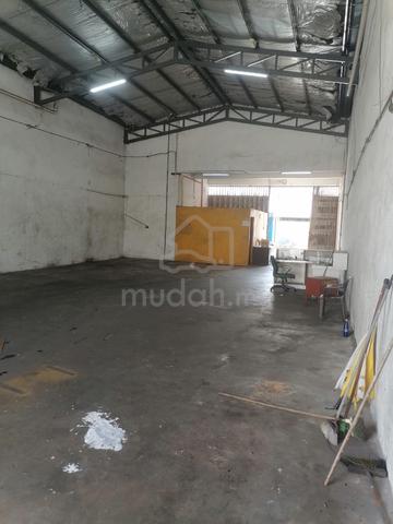 Warehouse / Factory for Rent, 2560 sq.ft, Kajang, Selangor | Mudah.my
