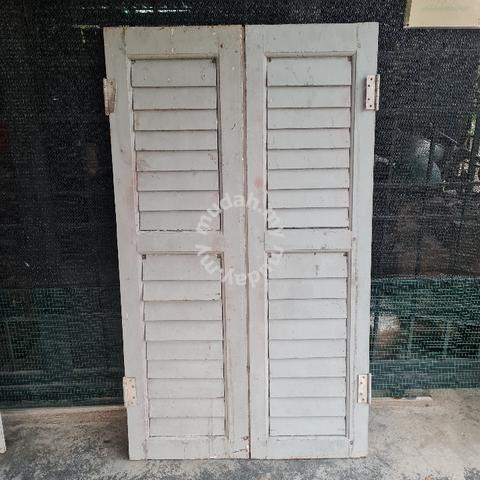 EEQ-R3 tingkap sisik ram balau British window - Furniture & Decoration ...