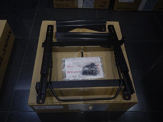 Bride Type FO RH Full Bucket Seat Rail FL5 Type R - Car Accessories ...