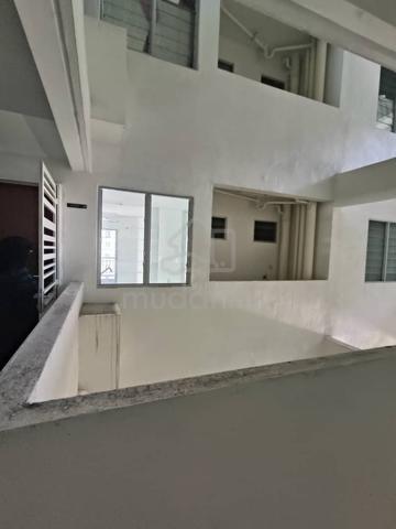 Flat for Sale, 3 Bedroom, 650 sq.ft, Tri Pinnacle, Tanjong Tokong ...