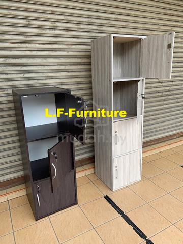Kabinet kayu 3 pintu,almari berkunci,3 doors shelf - Furniture ...