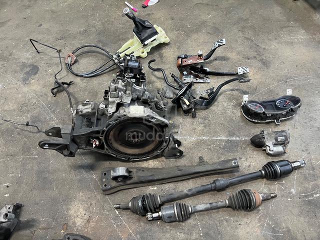 Mitsubishi Lancer GT CY2 manual gearbox set - Car Accessories & Parts ...