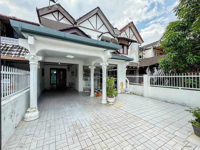 2-storey Terraced House for Sale, 4 Bedroom, 1800 sq.ft, Shah Alam, Selangor | Mudah.my