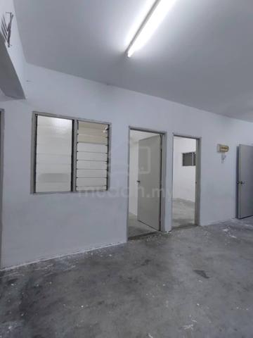 Apartment for Sale, 3 Bedroom, 650 sq.ft, Pandan Ria Apartment (Block B ...