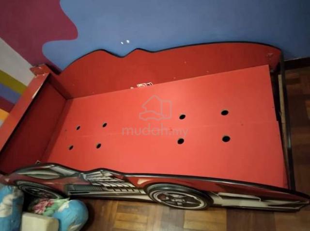katil kereta - Furniture & Decoration for sale in Damansara Damai, Selangor