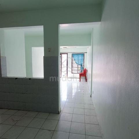 Apartment for Sale, 3 Bedroom, 710 sq.ft, Park Avenue (Tampoi Indah ...