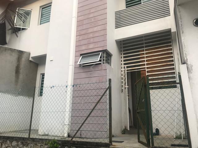 2-storey Terraced House for Sale, 4 Bedroom, 1900 sq.ft, Nilai, Negeri Sembilan | Mudah.my