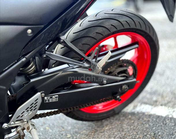 Yamaha YZF R25 Grey Leo Vince 250 cc - Motorcycles for sale in Seri ...