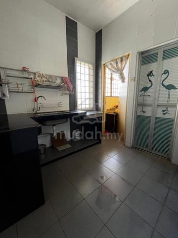 Flat for Rent, 3 Bedroom, 710 sq.ft, Taman Tampoi Utama Flat, Johor ...